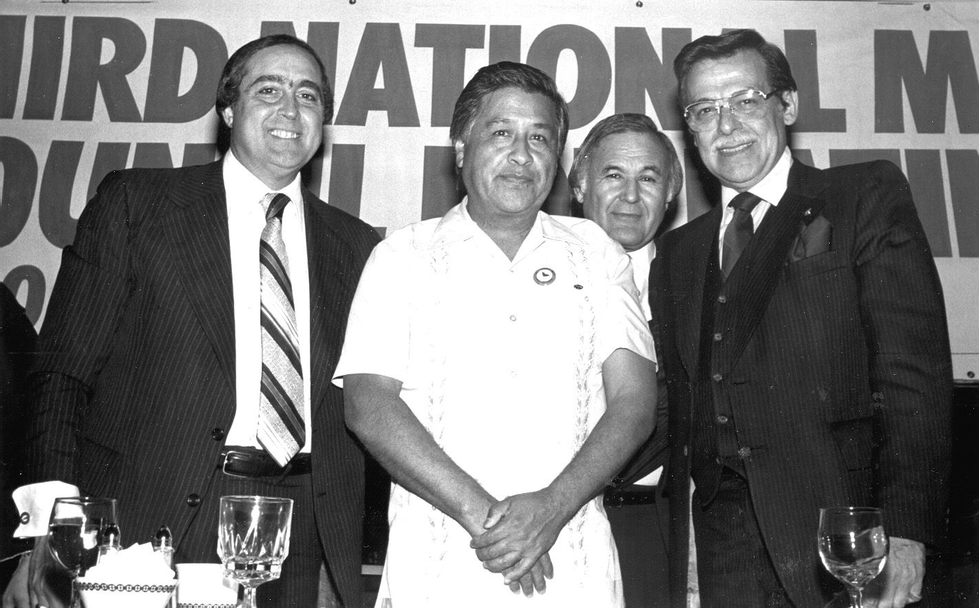 Latino Civil Rights Figures: César Chávez - News Taco